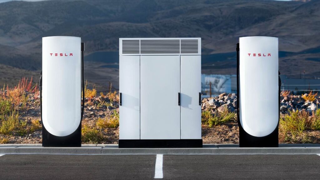 Tesla actualiza sus Supercharger V4 a 500 kW ¿Reacción a BYD o ...